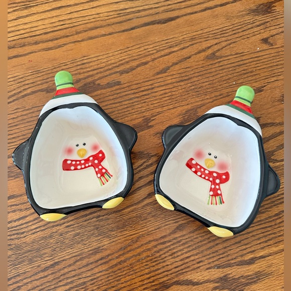 Celebrate It | Holiday | Penguin Ceramic Dishes 2 Nwt | Poshmark
